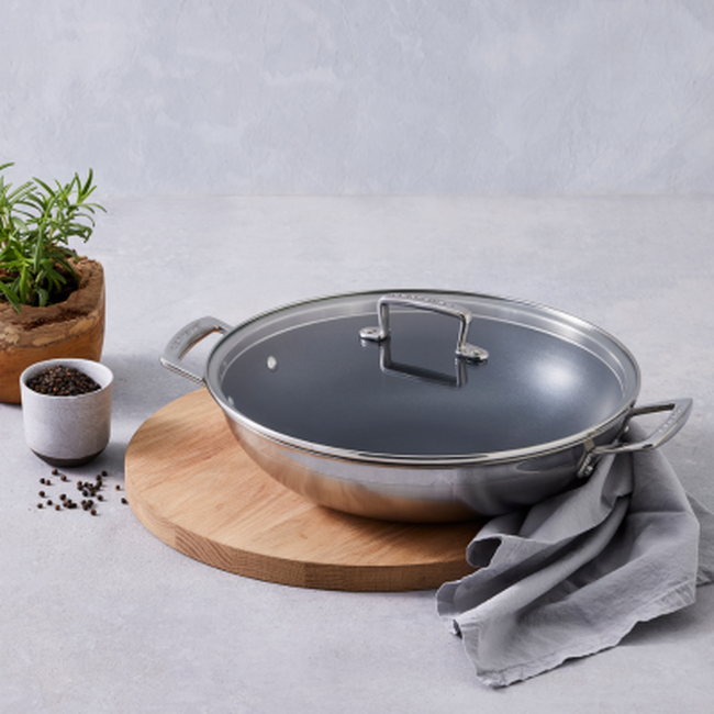3-ply Stainless Steel Wok with Helper Handles | Le Creuset®